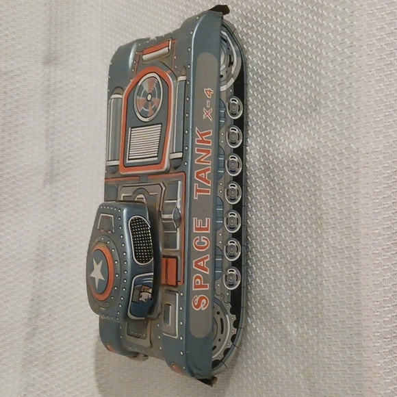 Other | Vintage Tin Space Tank X4 | Poshmark